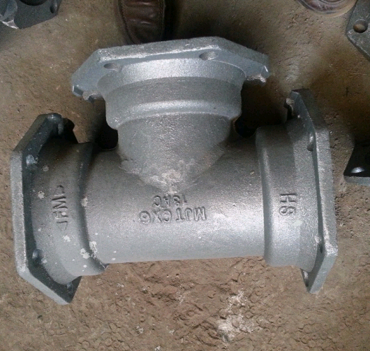 C153 Class 350DI Cast Iron Pipe Fittings Ductile Iron Tee Hex ...